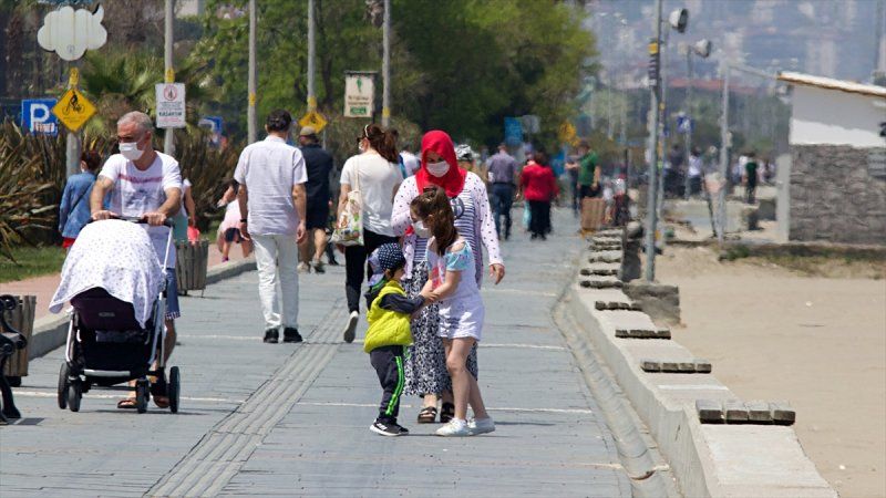 14 yaş altı çocuklar ikinci kez sokağa çıktı | Ensonhaber