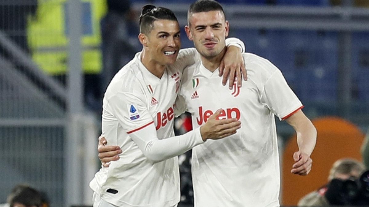 Merih Demiral’dan depremzedeler için forma satışı! Yıldız futbolcular ... Merih Demiral’dan depremzedeler için forma satışı! Yıldız futbolcular ...