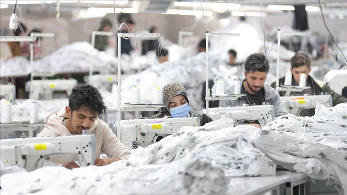 Kahta'da OSB üretime devam ediyor Kahta'da OSB üretime devam ediyor