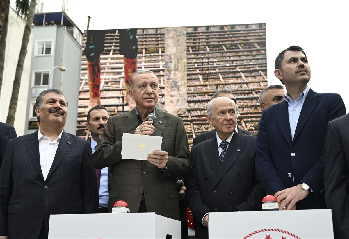 Sağlık Bakanı Fahrettin Koca, Hatay'a temeli atılan hastanelerin ... Sağlık Bakanı Fahrettin Koca, Hatay'a temeli atılan hastanelerin ...