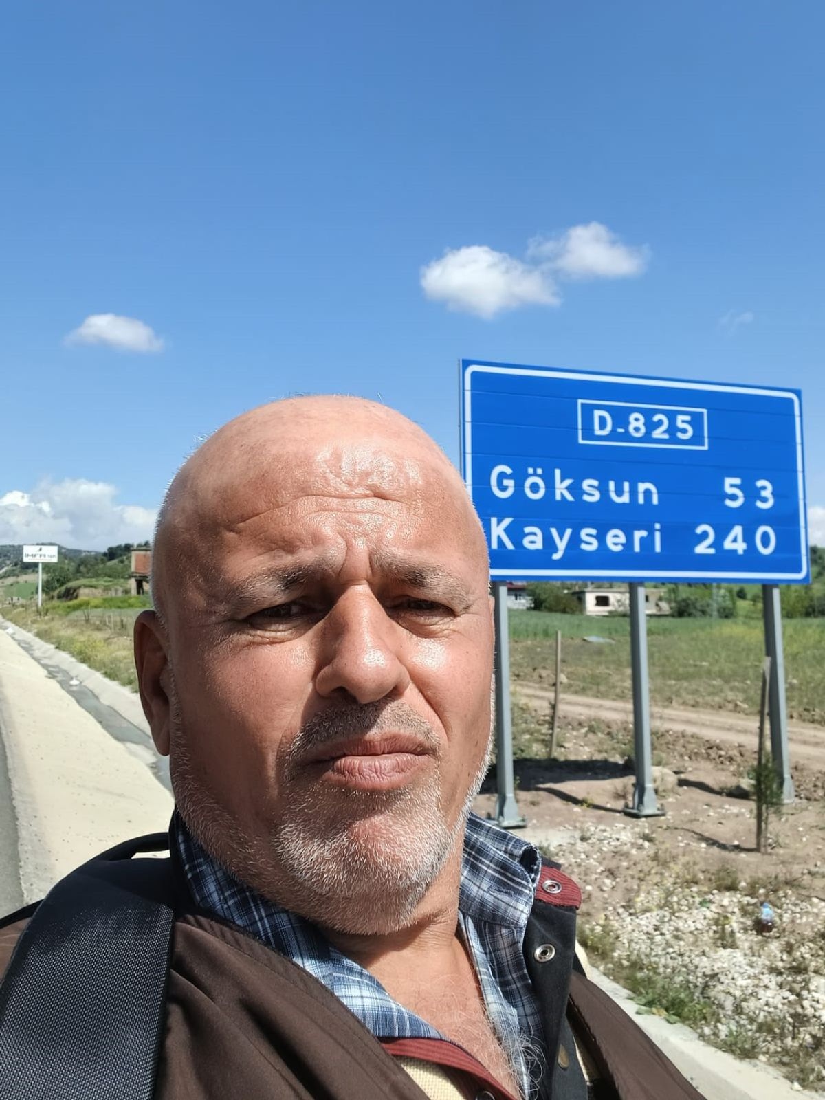 Cumhurbaşkanı Erdoğan'a destek için Kahramanmaraş'tan yola çıkan adam ...