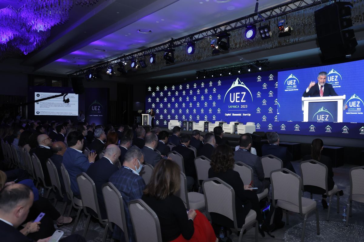 Hazine ve Maliye Bakanı Nureddin Nebati: Enflasyonu düşürmeye başladık