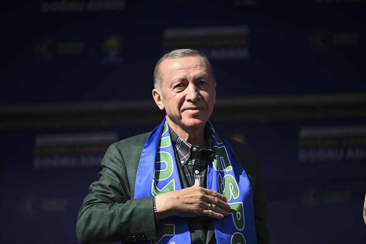 Cumhurbaşkanı Erdoğan, AK Parti'nin Rize mitinginde konuştu Cumhurbaşkanı Erdoğan, AK Parti'nin Rize mitinginde konuştu