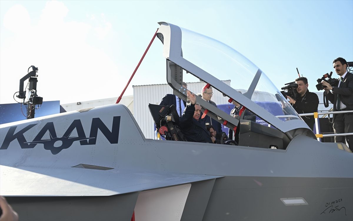Milli Muharip Uçağı KAAN, Pervin Buldan'ı çıldırttı Milli Muharip Uçağı KAAN, Pervin Buldan'ı çıldırttı