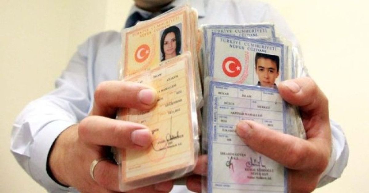 Eski kimlikle oy kullanılır mı? Oy verirken eski kimlik geçerli mi?