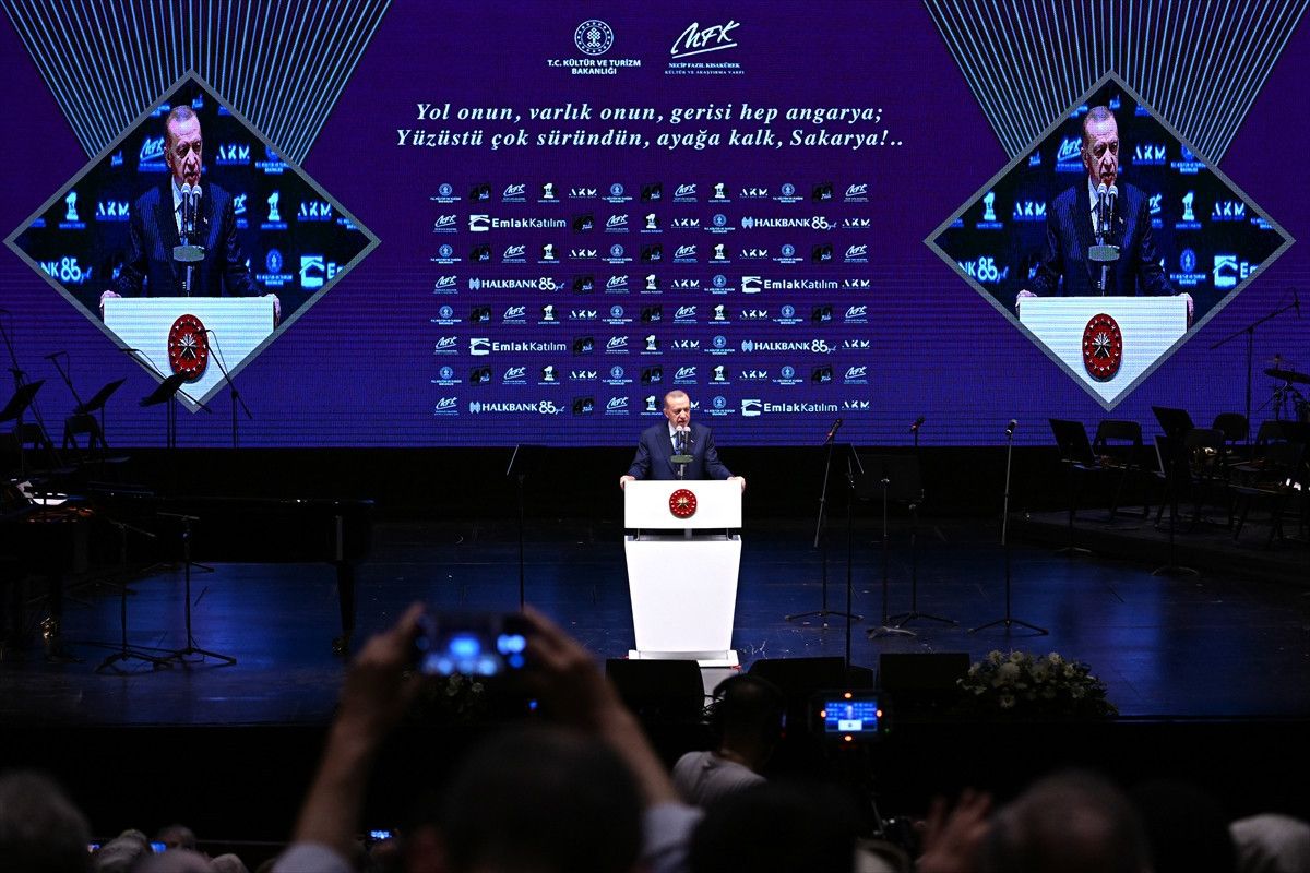Cumhurbaşkanı Erdoğan: Kimse Anadolu insanına hakaret edemeyecek Cumhurbaşkanı Erdoğan: Kimse Anadolu insanına hakaret edemeyecek