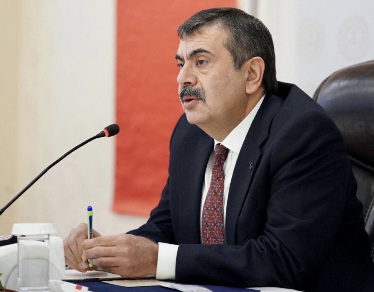 Yusuf Tekin, il milli eğitim müdürleriyle görüştü