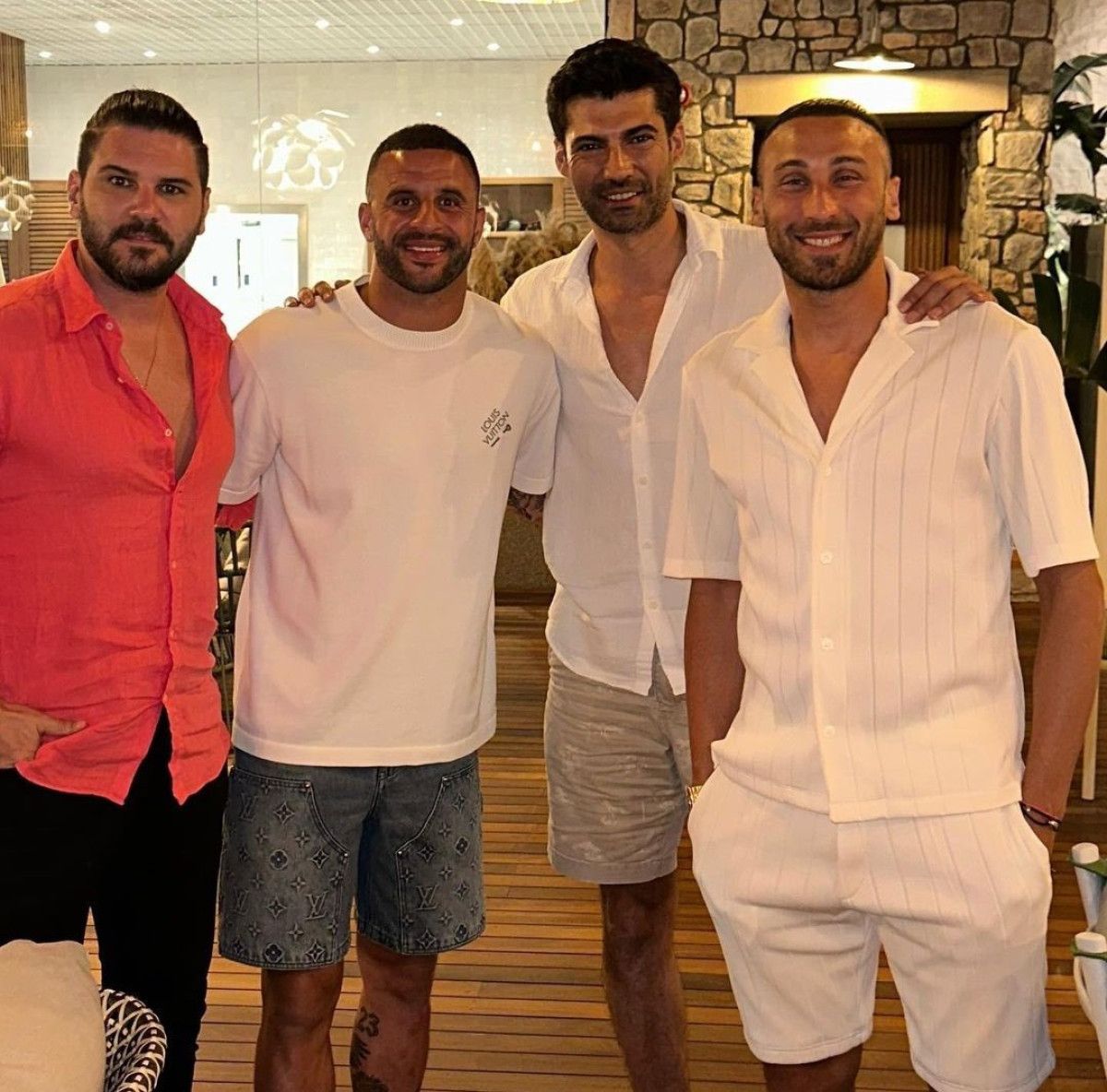 Sosyal medyanın konuştuğu fotoğraf: Tolgahan Sayışman, Kyle Walker ...