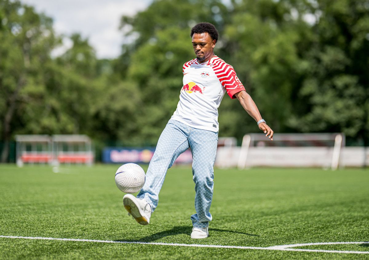 Lois Openda, resmen Leipzig'de Lois Openda, resmen Leipzig'de