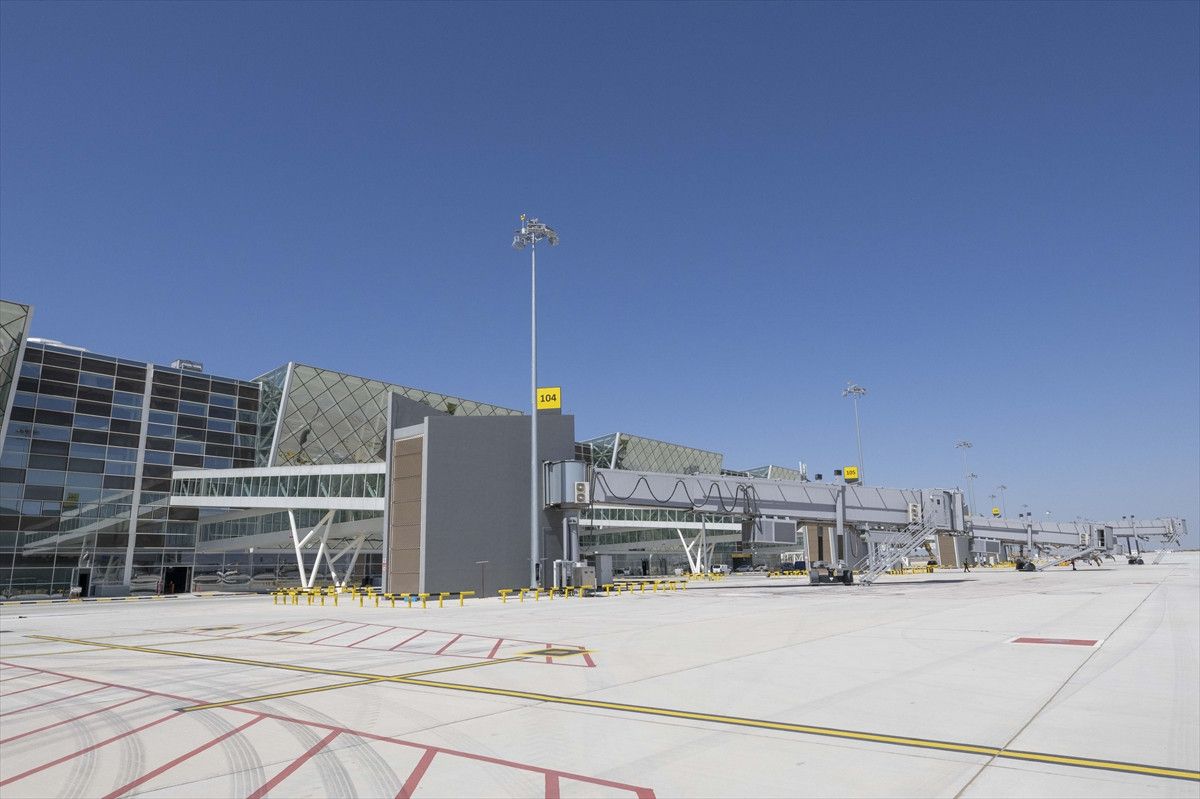 Cumhurbaşkanı Erdoğan KKTC'de Yeni Ercan Havalimanı açılışına katıldı