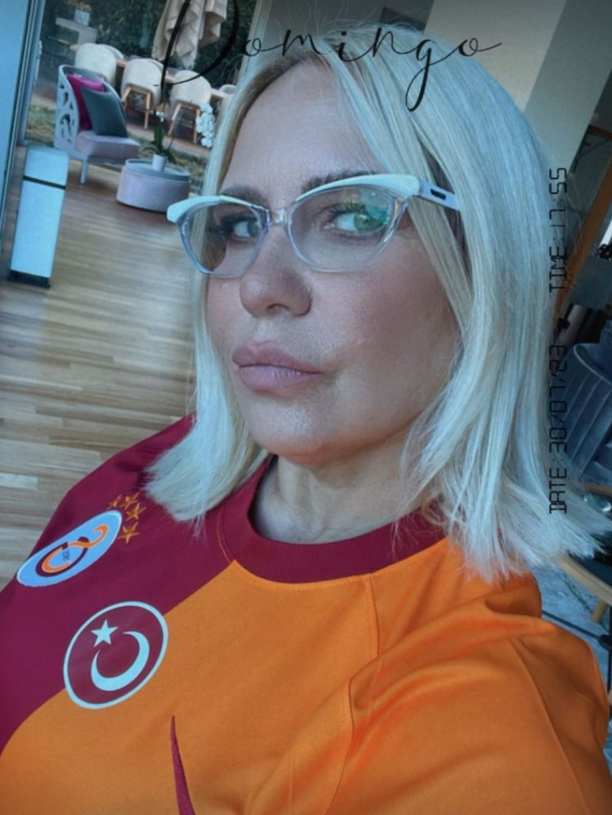 Wanda Nara'nın annesi Galatasaray formasıyla poz verdi! Galatasaray ...