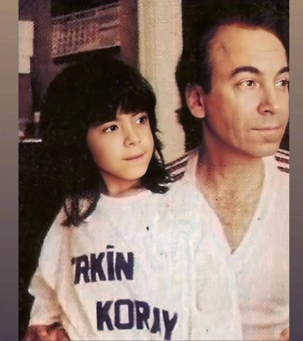 İşte Erkin Koray'ın biricik kızı! Okula göndermedi, evde eğitti...Damla Koray'ın son hali!