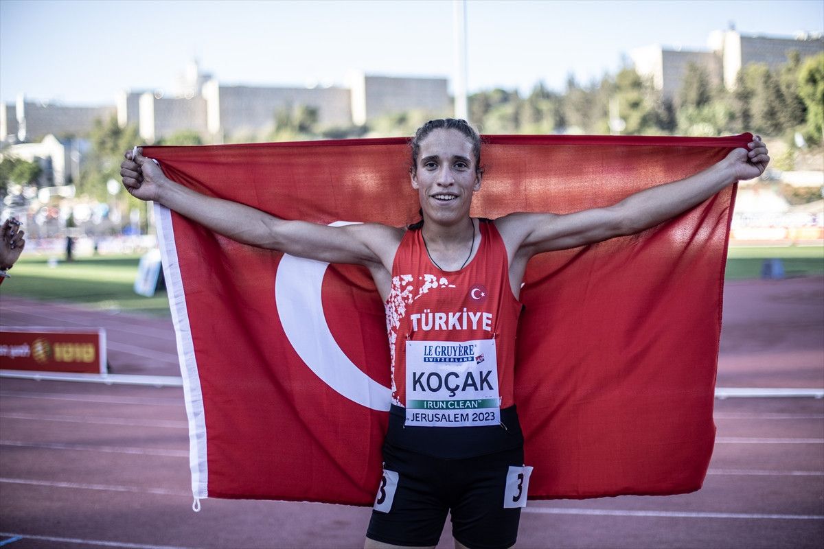 Milli atlet Dilek Koçak, 800 metrede Avrupa üçüncüsü