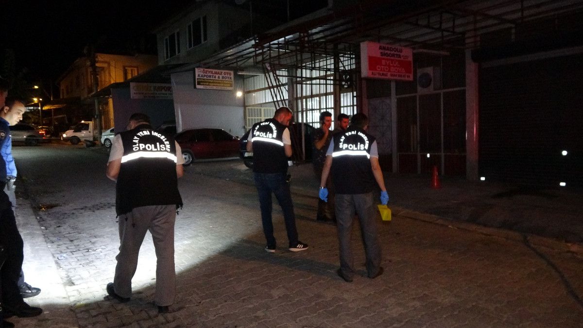 Uşak’ta silahlı kavgada 2 kişi yaralandı Uşak’ta silahlı kavgada 2 kişi yaralandı