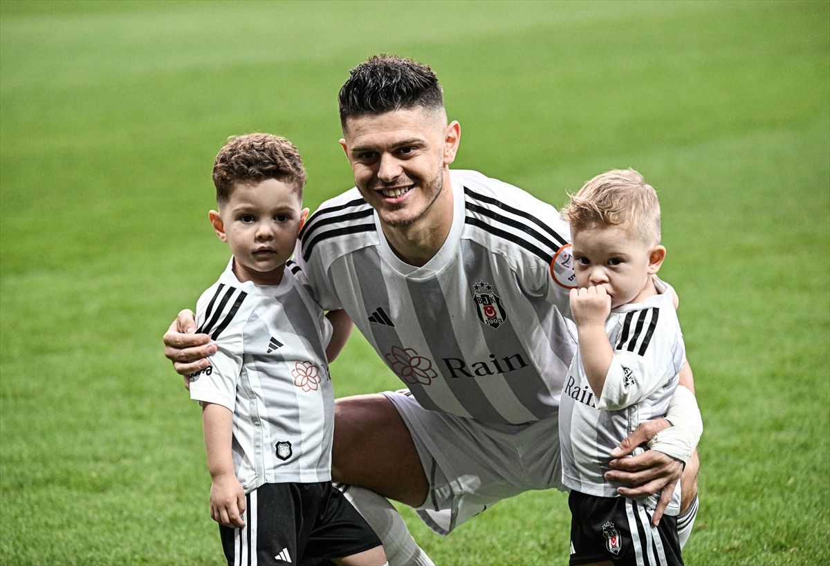 Milot Rashica: En çok forma giymek istediğim kulüp Beşiktaş’tı