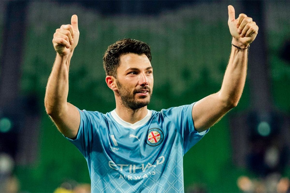 Fenerbahçe ve Beşiktaş'ta forma giymişti! Performansıyla dudak ...