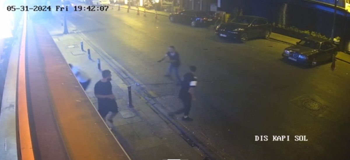 Kadıköy'de eğlence mekanından çıkarılınca çalışanlara ateş etti