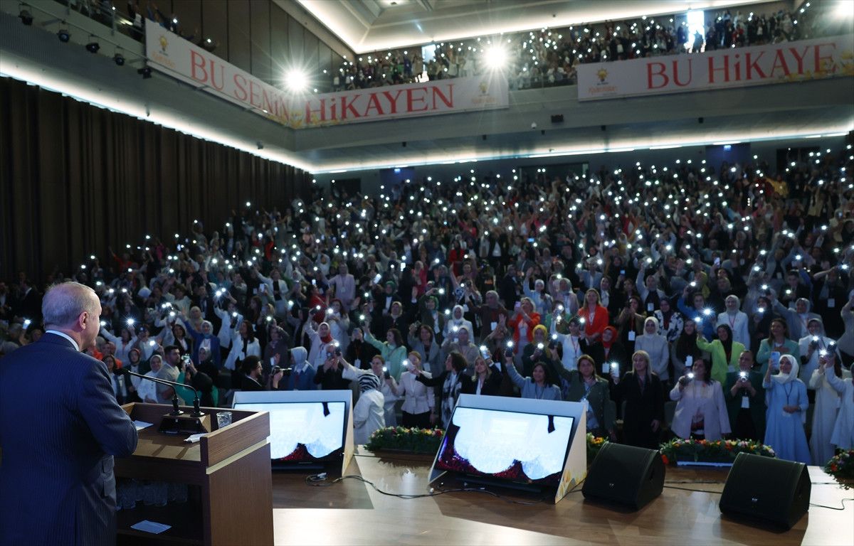 Cumhurbaşkanı Erdoğan'dan Özel'e "Leman" tepkisi - Güncel Son Dakika ...