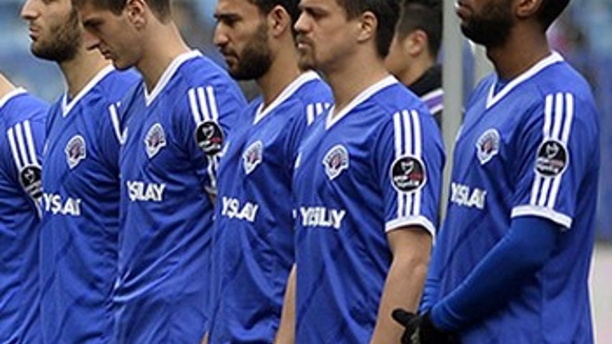 Kasımpaşa'da 6 futbolcunun bileti kesildi - En Son Haber