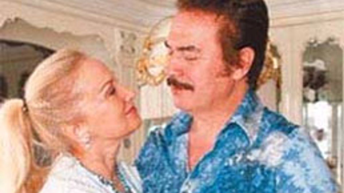 Sevim Emre'nin şok fotoğrafları