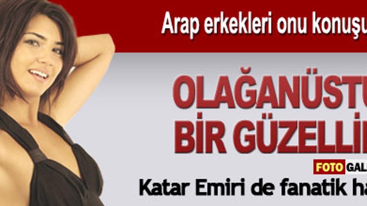 Arap erkekleri onu konuşuyor Arap erkekleri onu konuşuyor