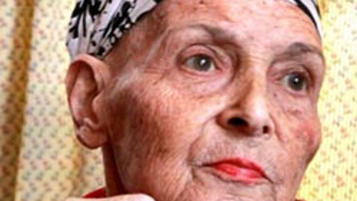 ŞEYHÜLİSLAM TORUNU Türkan Saylan