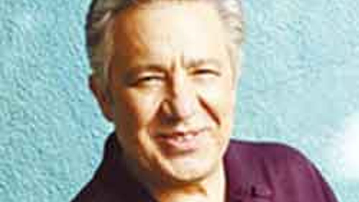 İzmir bile Livaneli'ye küstü