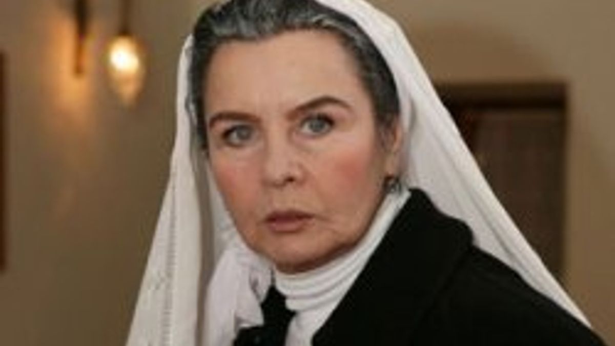 Fatma Girik ekranlara dönüyor