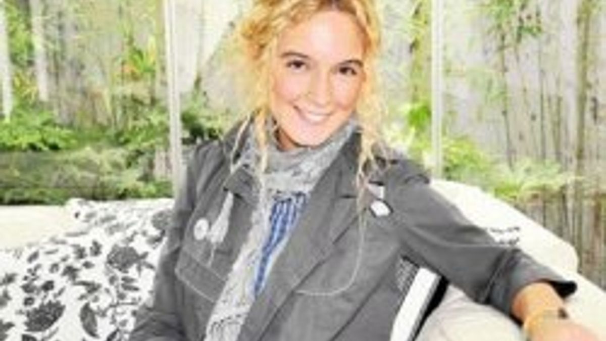 Hanzade sunucu oluyor