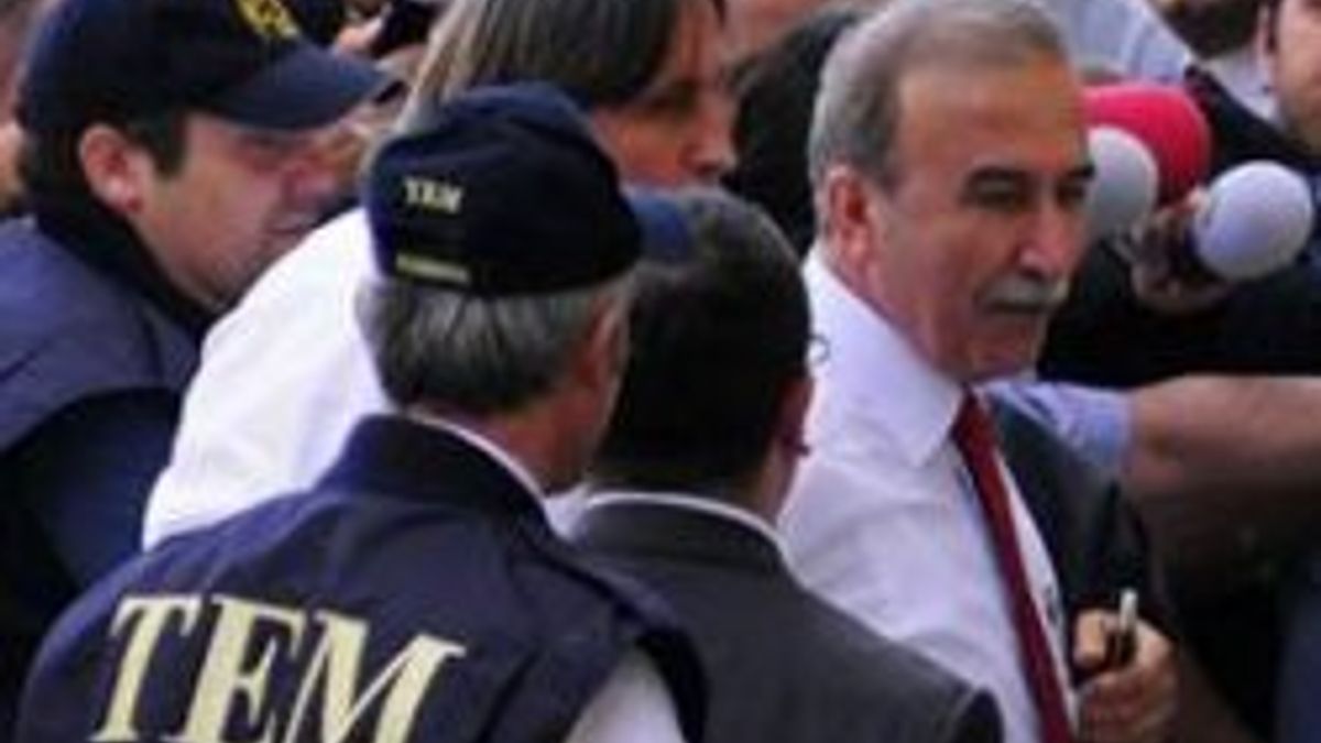 Hanefi Avcı'ya her zaman kefilim