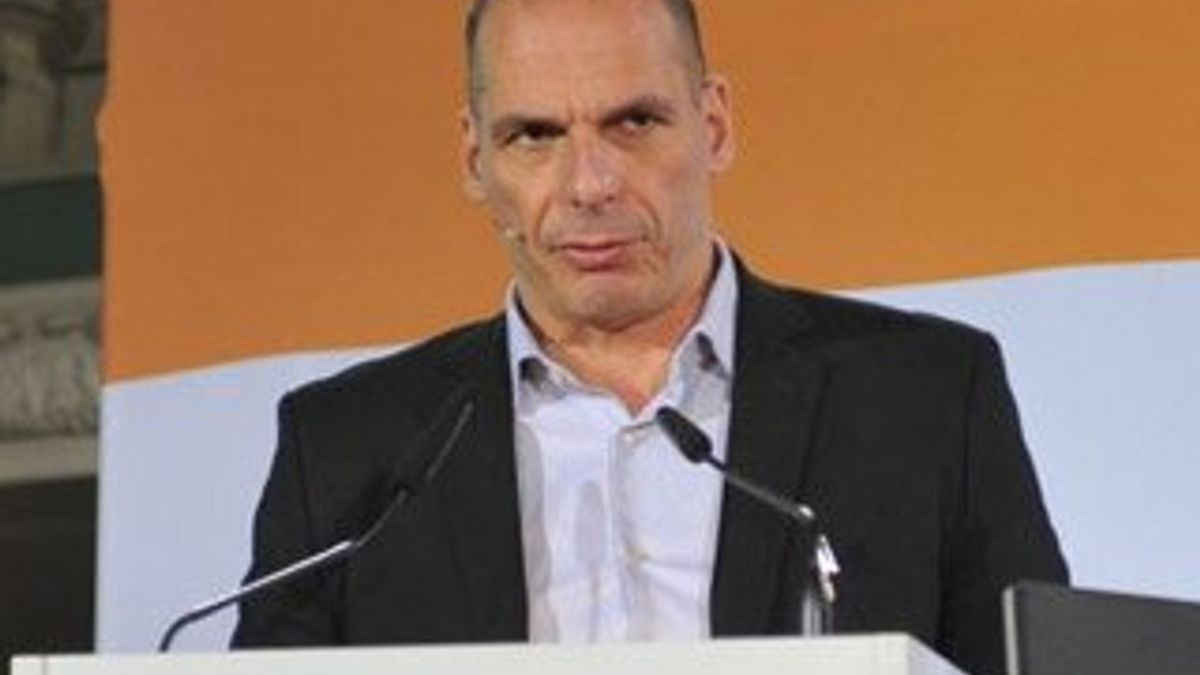 Yunan bakan: Tembel çekirge değil çalışkan karıncayız