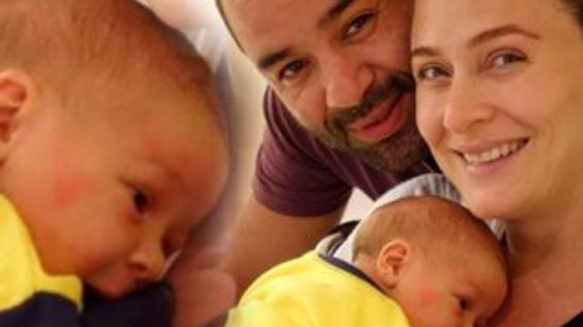 Ceyda Düvenci Okan Ali'nin yüzünü gösterdi