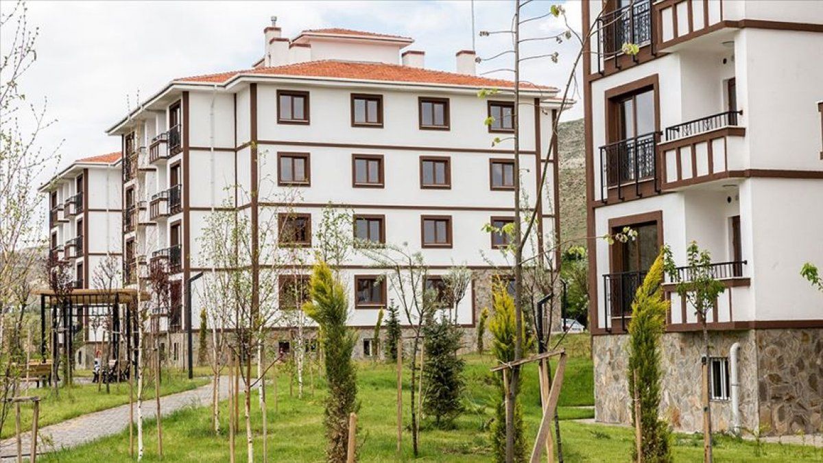 TOKİ’den ev sahibi olmak isteyenlere 10 bin konutluk fırsat