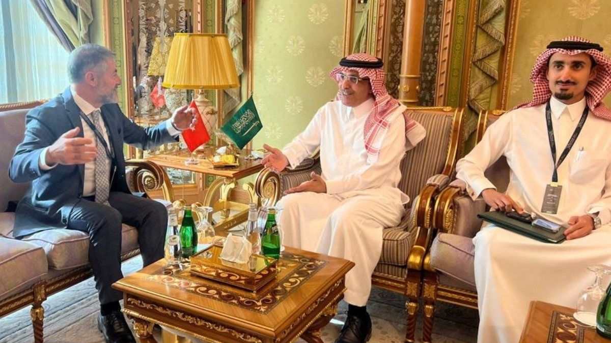 Nureddin Nebati, Suudi Arabistan Ticaret Bakanı Al Qasabi ile görüştü