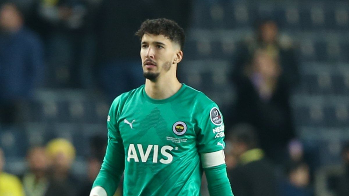 Monaco, Altay Bayındır'ın peşinde