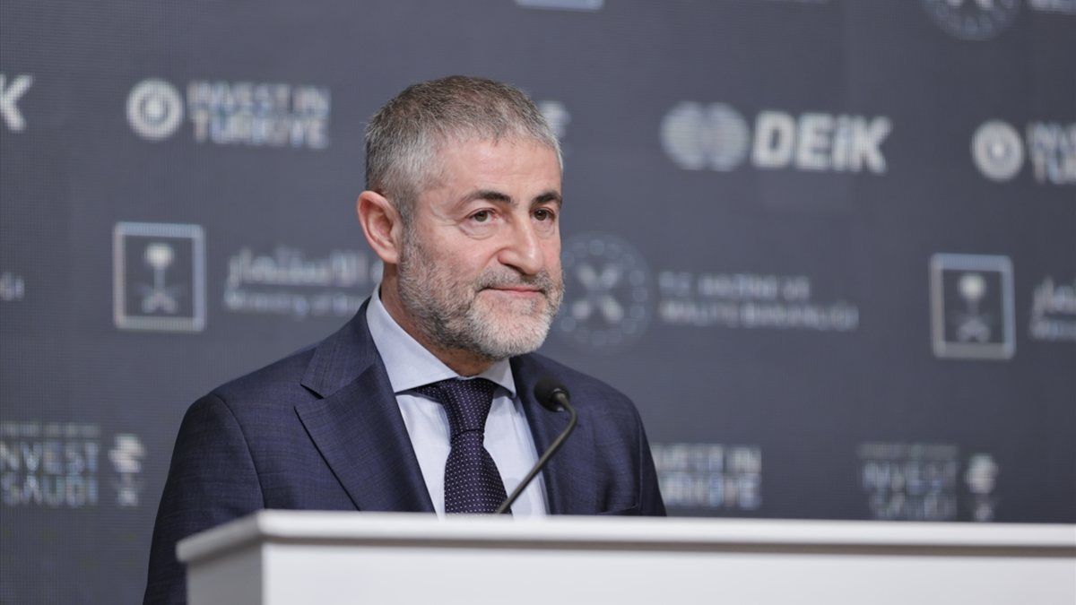 Nureddin Nebati'den işletmelere indirim çağrısı