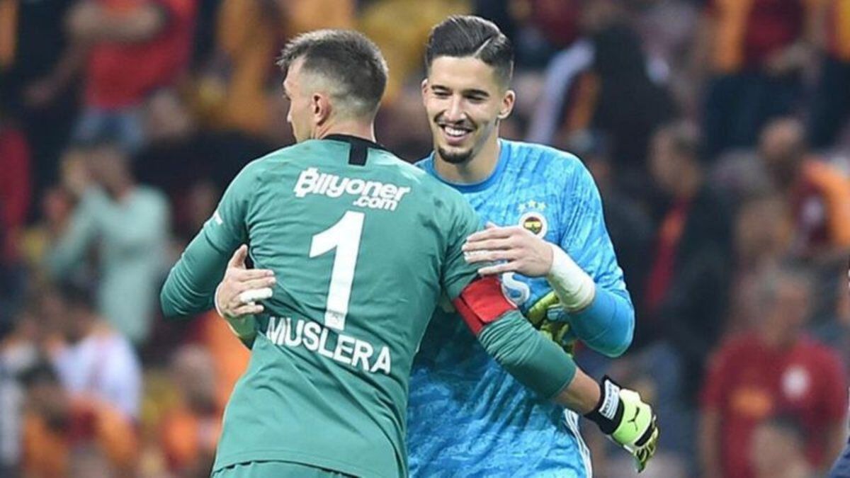 Muslera 26 kez Fenerbahçe derbisinde oynadı Muslera 26 kez Fenerbahçe derbisinde oynadı