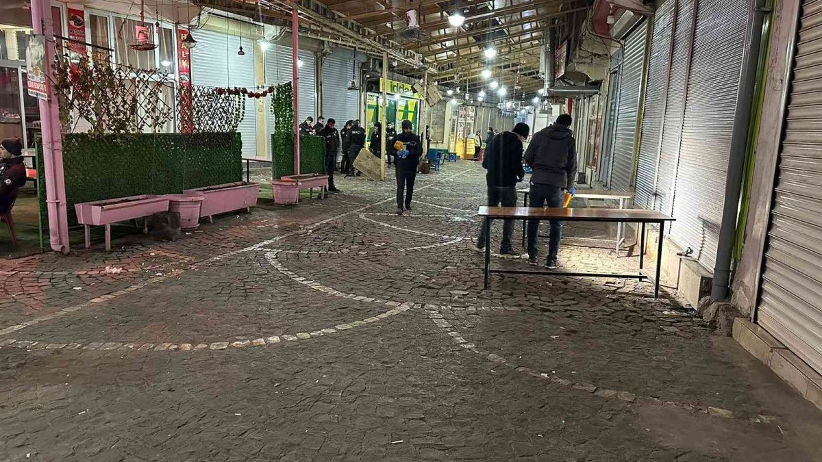 Şanlıurfa'da silahlı kavga: 1 ölü Şanlıurfa'da silahlı kavga: 1 ölü
