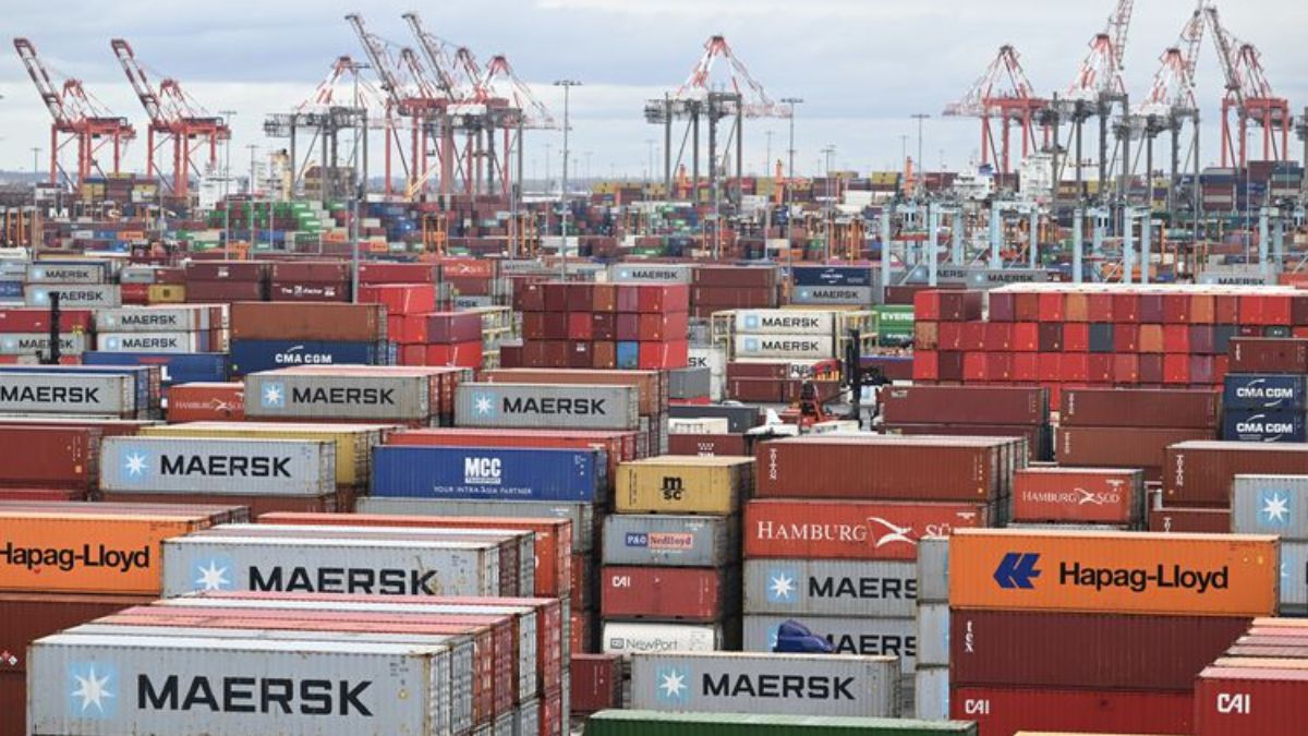 ABD'den toplanan yardımlar Turkon Line gemisi ile yola çıktı