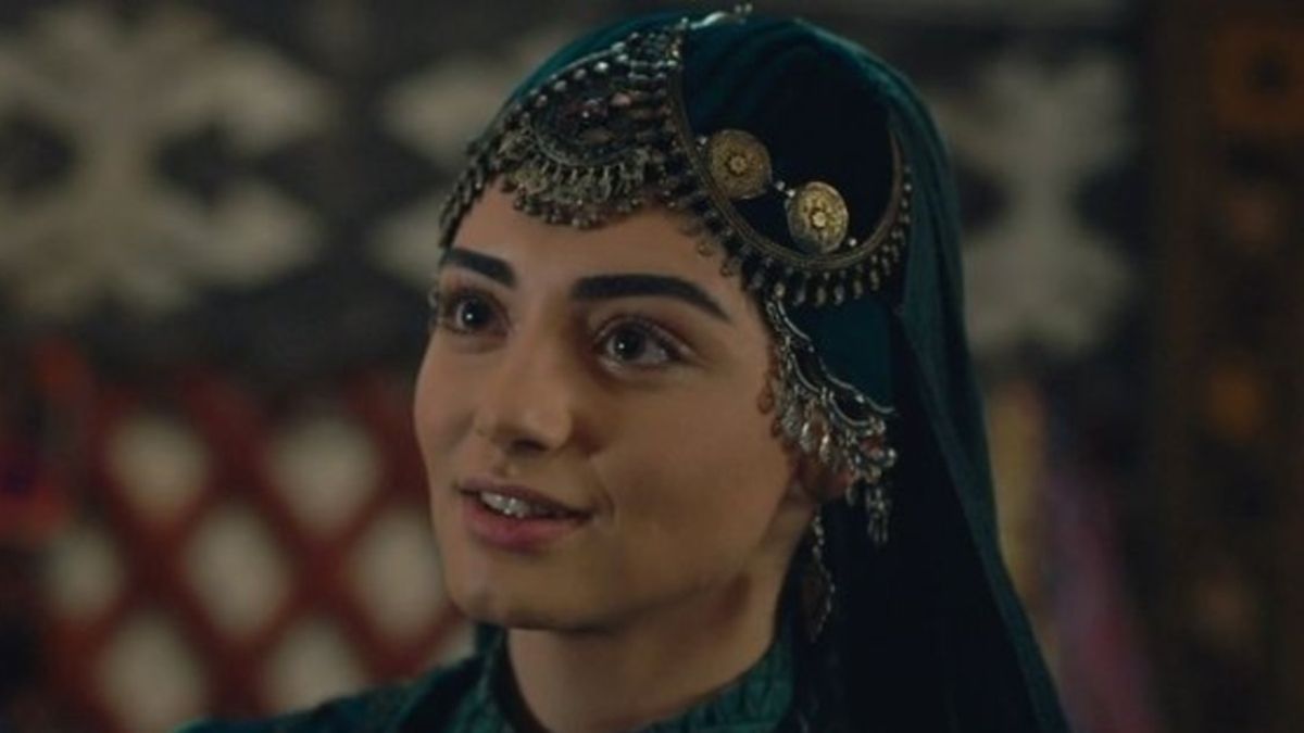 Kuruluş Osman'ın Bala'sından cesur pozlar! "Hatun deyince de sen"