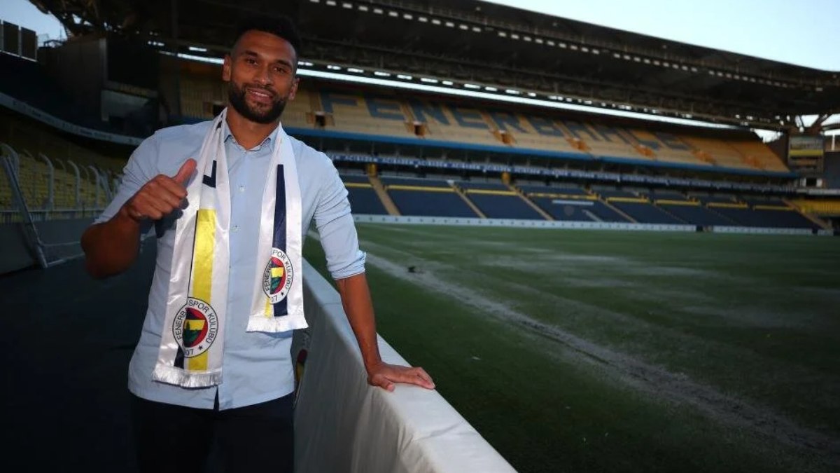 Caulker'dan Fenerbahçe taraftarını kızdıracak sözler: Galatasaray daha ... Caulker'dan Fenerbahçe taraftarını kızdıracak sözler: Galatasaray daha ...
