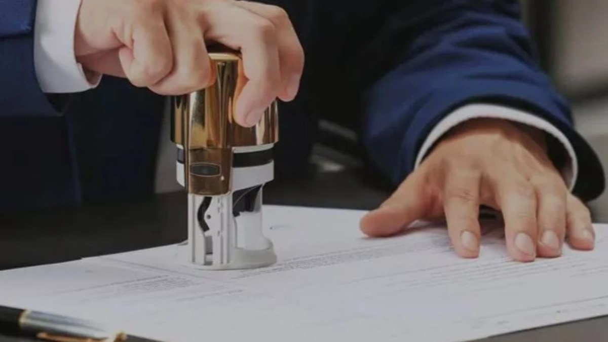 Noterlerde taşınmaz satışları mesaisi bugün başlıyor Noterlerde taşınmaz satışları mesaisi bugün başlıyor