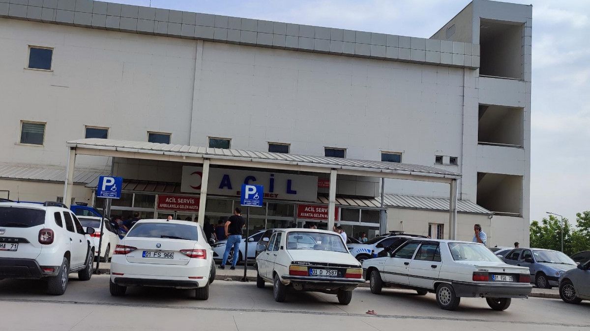 Adana'da tarlada mısır sularken öldürüldü Adana'da tarlada mısır sularken öldürüldü
