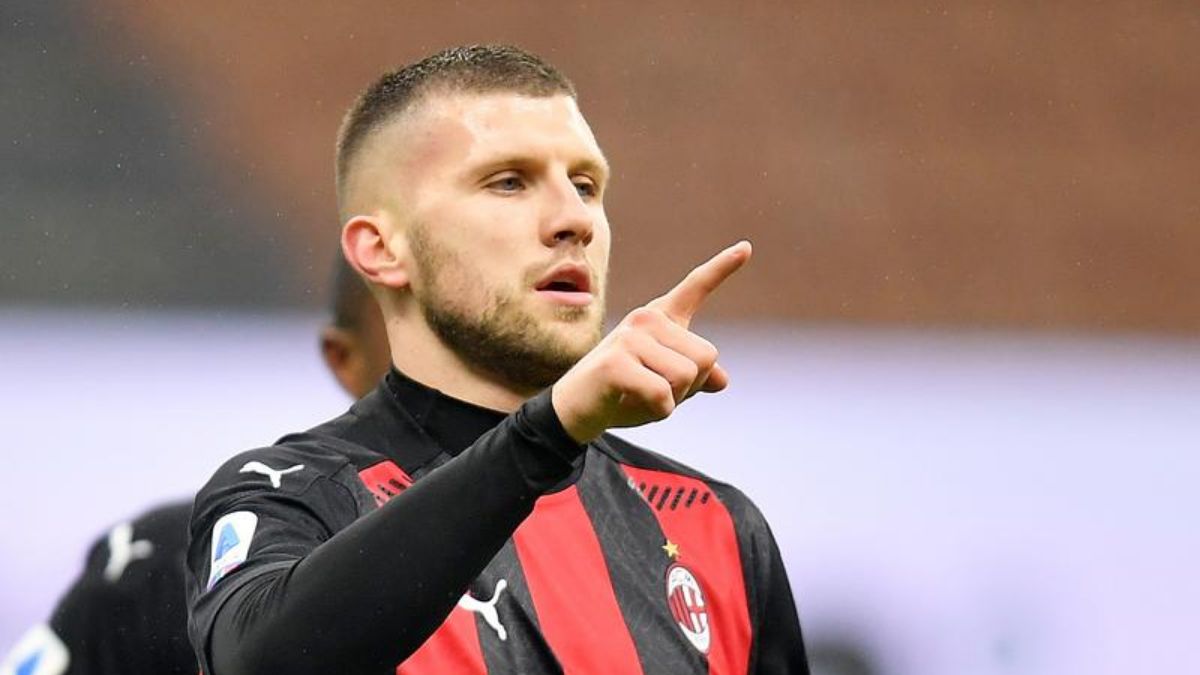 Beşiktaş, Rebic'i KAP'a duyurdu