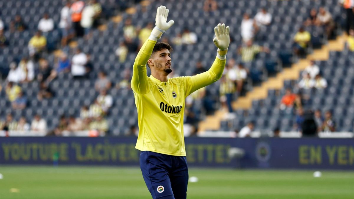 Altay Bayındır ve Ali Koç'tan veda sözleri Altay Bayındır ve Ali Koç'tan veda sözleri