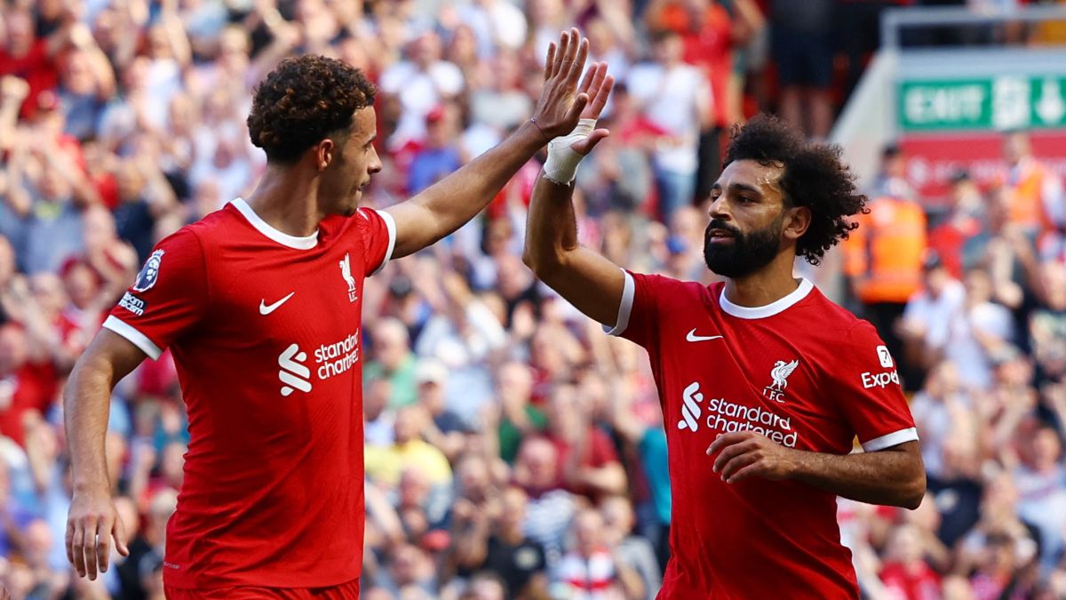 Liverpool Aston Villayı Mağlup Etti