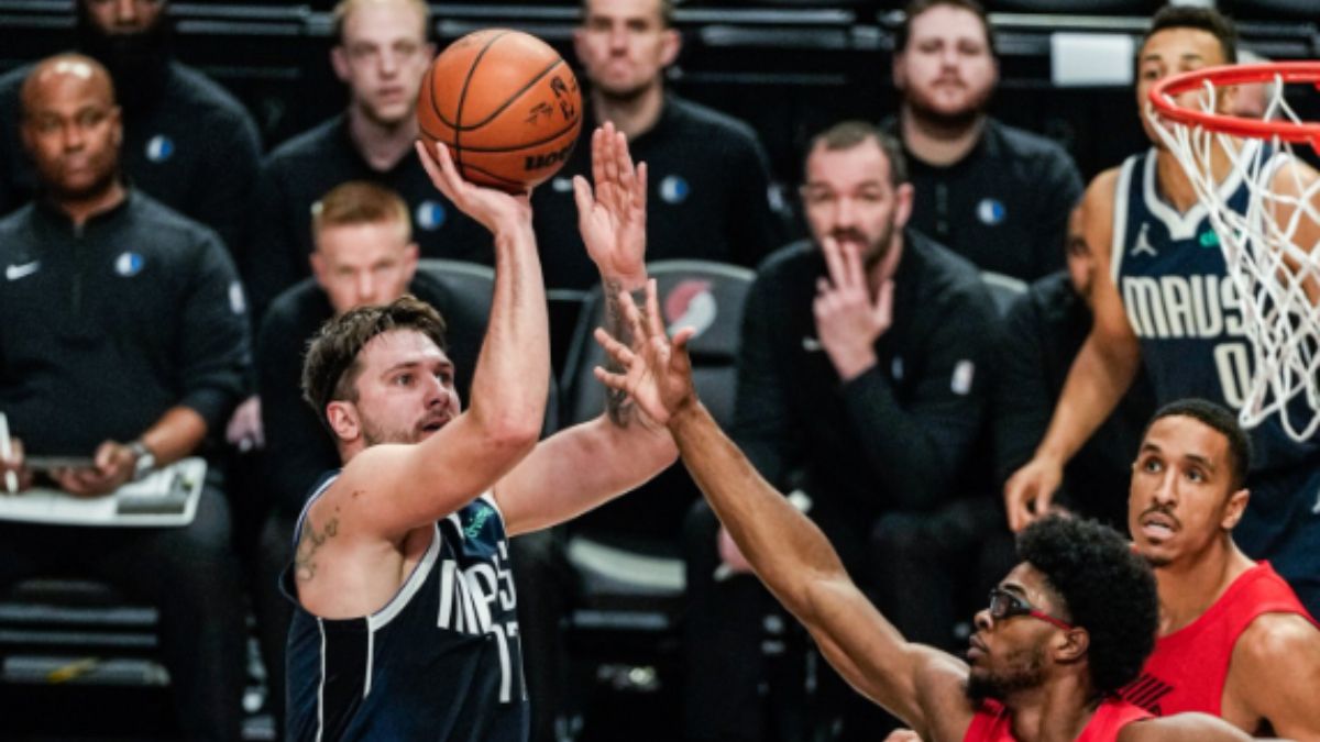 Luka Doncic triple-double yaptı, Dallas Mavericks kazandı
