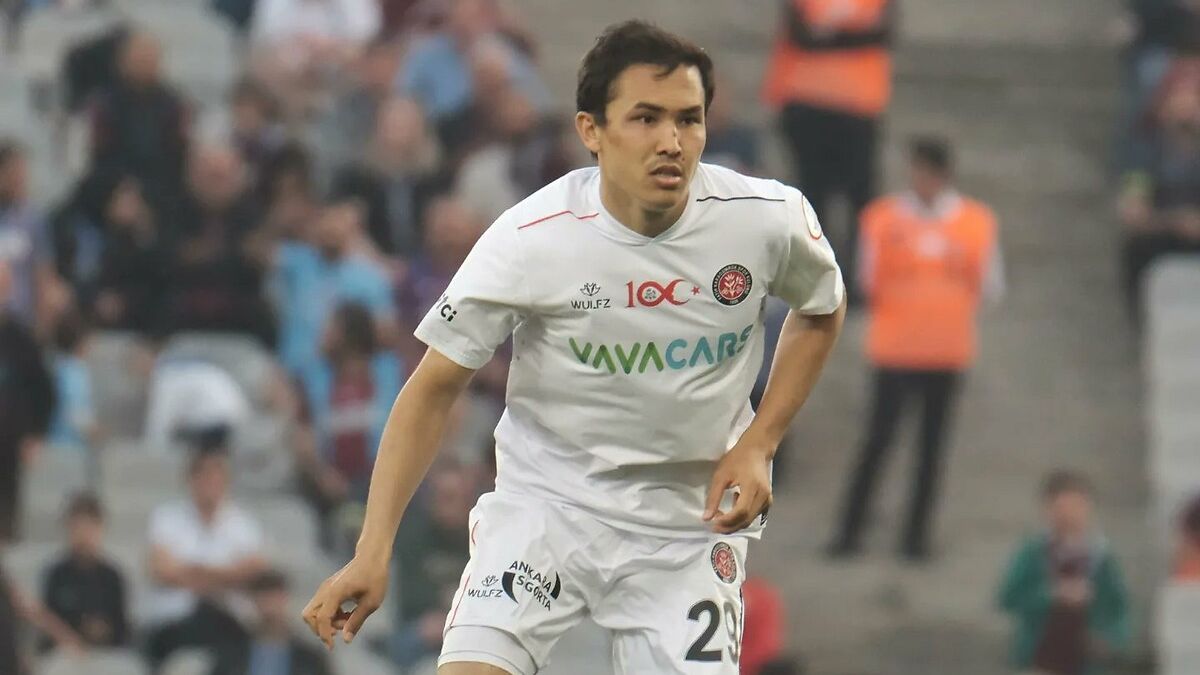 Fatih Karagümrük'te Otobek Shukurov'un sözleşmesi feshedildi