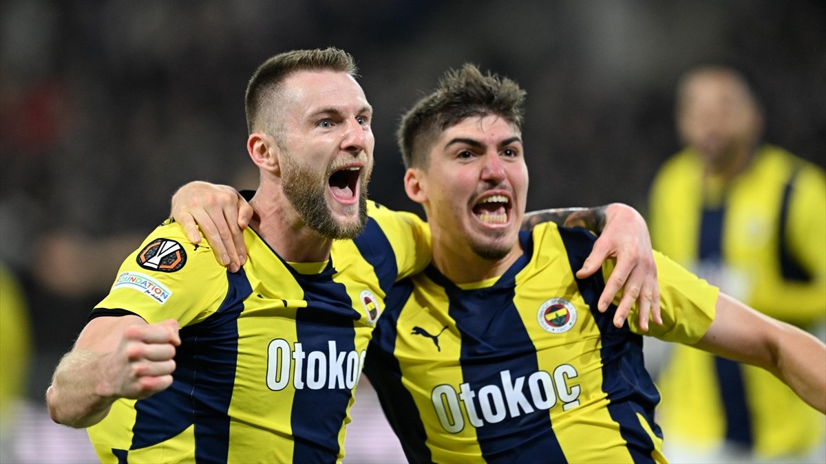 Premier Lig devi, Fenerbahçeli Yusuf Akçiçek için Kadıköy'de Premier Lig devi, Fenerbahçeli Yusuf Akçiçek için Kadıköy'de