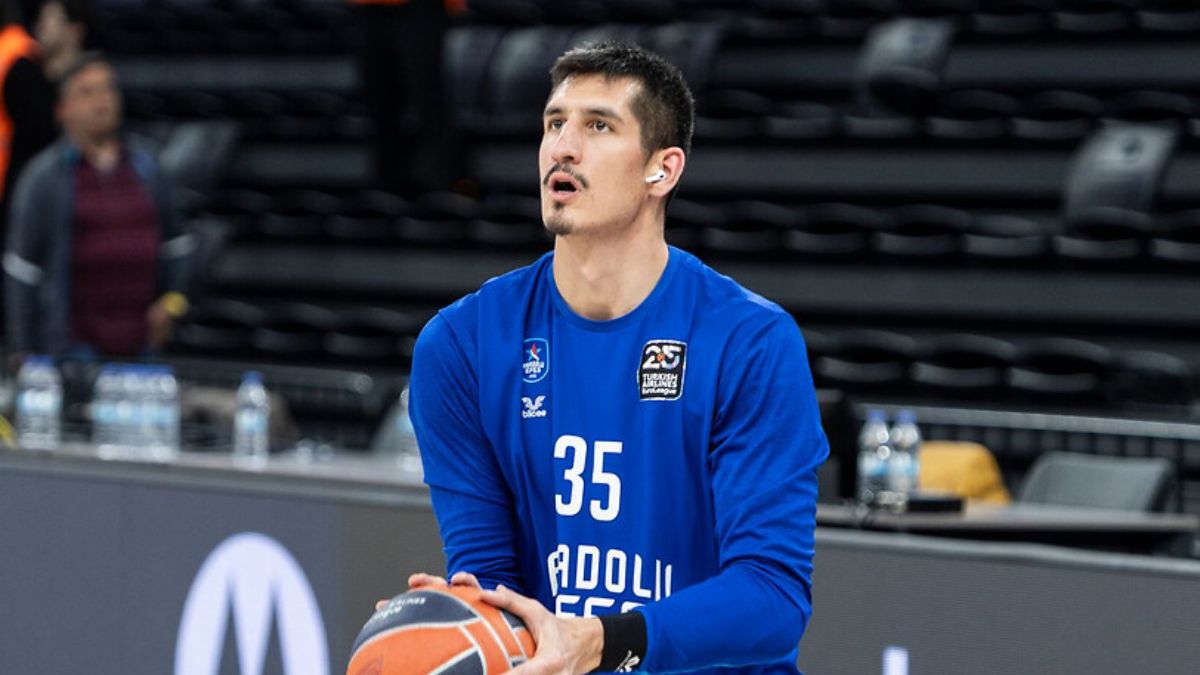 Anadolu Efes, Derek Willis ile yollarını ayırdı - Ensonhaber